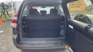 Grey Toyota Land Cruiser 2016 in Marijampole, with an engine capacity of 2.76 L and mileage of 341 thousand km for 17500 €, photo 11 on AUTOMOTO.COM.LV