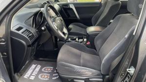 Grey Toyota Land Cruiser 2016 in Marijampole, with an engine capacity of 2.76 L and mileage of 341 thousand km for 17500 €, photo 17 on AUTOMOTO.COM.LV