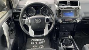 Grey Toyota Land Cruiser 2016 in Marijampole, with an engine capacity of 2.76 L and mileage of 341 thousand km for 17500 €, photo 19 on AUTOMOTO.COM.LV