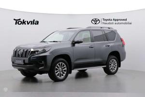 Pelēks Toyota Land Cruiser 2018 Viļņa, ar dzinēja tilpumu 2.76 L un nobraukumu 200 tūkst. km par 38900 €, foto  vietnē AUTOMOTO.COM.LV