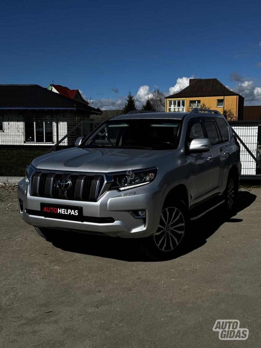 Grey Toyota Land Cruiser 2019 in Klaipeda, with an engine capacity of 2.80 L and mileage of 47 thousand km for 42900 €, photo 1 on AUTOMOTO.COM.LV