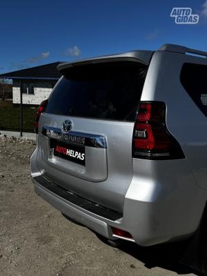 Grey Toyota Land Cruiser 2019 in Klaipeda, with an engine capacity of 2.80 L and mileage of 47 thousand km for 42900 €, photo 11 on AUTOMOTO.COM.LV