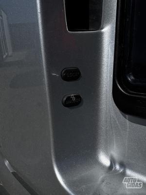 Grey Toyota Land Cruiser 2019 in Klaipeda, with an engine capacity of 2.80 L and mileage of 47 thousand km for 42900 €, photo 14 on AUTOMOTO.COM.LV