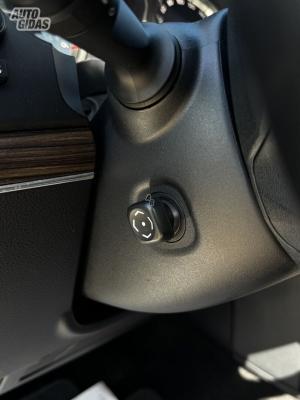 Grey Toyota Land Cruiser 2019 in Klaipeda, with an engine capacity of 2.80 L and mileage of 47 thousand km for 42900 €, photo 17 on AUTOMOTO.COM.LV