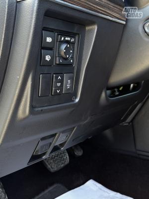 Grey Toyota Land Cruiser 2019 in Klaipeda, with an engine capacity of 2.80 L and mileage of 47 thousand km for 42900 €, photo 22 on AUTOMOTO.COM.LV