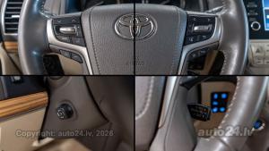 Grey Toyota Land Cruiser 2021 in Tallinn, with an engine capacity of 2.80 L and mileage of 180 thousand km for 48490 €, photo 8 on AUTOMOTO.COM.LV
