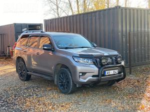 Pelēks Toyota Land Cruiser 2021 Valmiera, ar dzinēja tilpumu 2.80 L un nobraukumu 136 tūkst. km par 49000 €, foto 7 vietnē AUTOMOTO.COM.LV