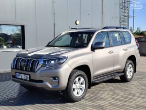 Grey Toyota Land Cruiser 2022 in Siauliai, with an engine capacity of 2.80 L and mileage of 32 thousand km for 55600 €, photo 3 on AUTOMOTO.COM.LV