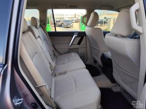 Grey Toyota Land Cruiser 2022 in Siauliai, with an engine capacity of 2.80 L and mileage of 32 thousand km for 55600 €, photo 21 on AUTOMOTO.COM.LV