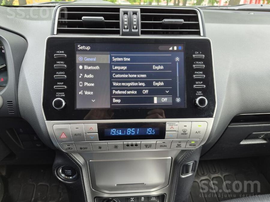 Grey Toyota Land Cruiser 2022 in Riga, with an engine capacity of 2.80 L and mileage of 170 thousand km for 42300 €, photo 19 on AUTOMOTO.COM.LV