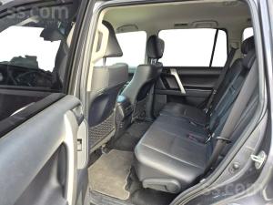 Grey Toyota Land Cruiser 2023 in Riga, with an engine capacity of 2.80 L and mileage of 54 thousand km for 46800 €, photo 10 on AUTOMOTO.COM.LV