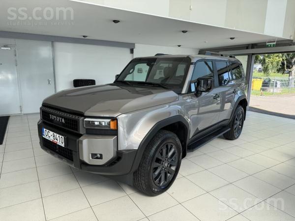 Grey Toyota Land Cruiser 2025 in Riga, with an engine capacity of 2.80 L and mileage of 20 thousand km for 82500 €, photo 1 on AUTOMOTO.COM.LV