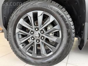 Pelēks Toyota Land Cruiser 2025 Rīga, ar dzinēja tilpumu 2.80 L un nobraukumu 17 tūkst. km par 79900 €, foto 9 vietnē AUTOMOTO.COM.LV