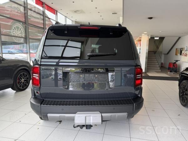 Toyota Land Cruiser 2025 Rīga vietnē Pelēks Toyota Land Cruiser 2025 Rīga, ar dzinēja tilpumu 2.80 L un nobraukumu 17 tūkst. km par 79900 €, foto 5 vietnē AUTOMOTO.COM.LV