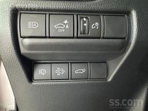 Grey Toyota Land Cruiser 2026 in Jekabpils, with an engine capacity of 2.80 L and mileage of 10 thousand km for 82500 €, photo 23 on AUTOMOTO.COM.LV