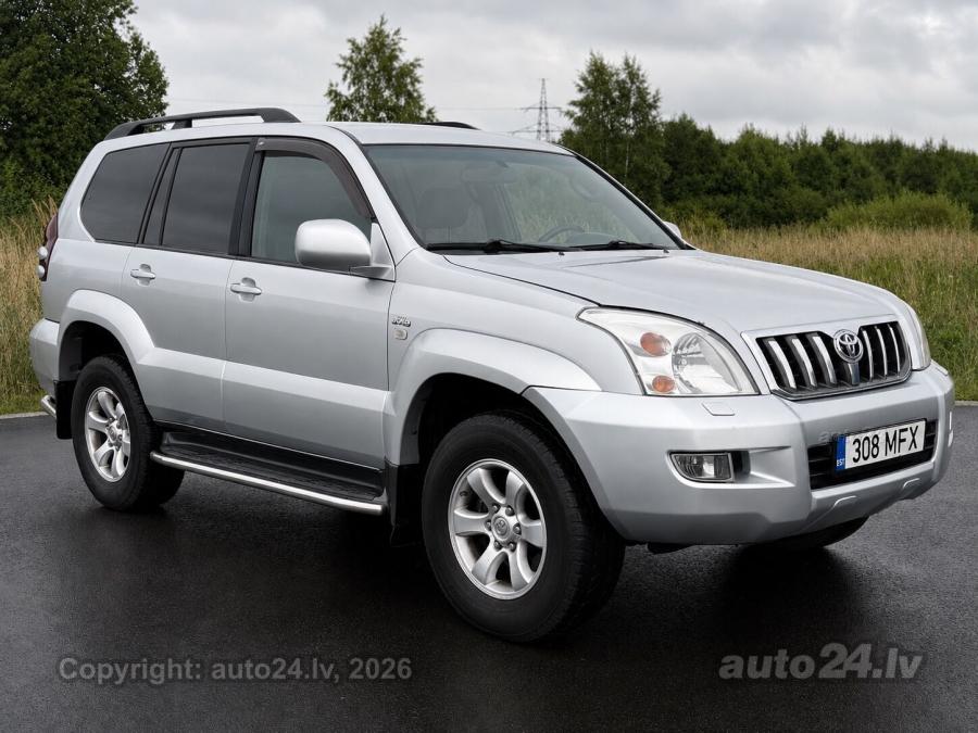 Grey Toyota Land Cruiser 2006 in Tallinn, with an engine capacity of 3.00 L and mileage of 223 thousand km for 9490 €, photo 1 on AUTOMOTO.COM.LV