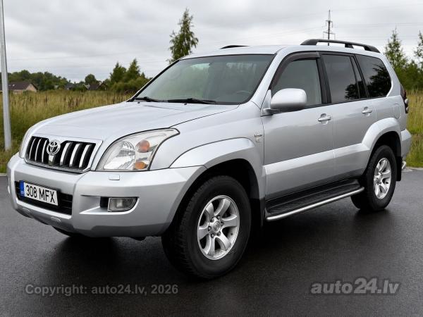 Grey Toyota Land Cruiser 2006 in Tallinn, with an engine capacity of 3.00 L and mileage of 223 thousand km for 9490 €, photo 4 on AUTOMOTO.COM.LV