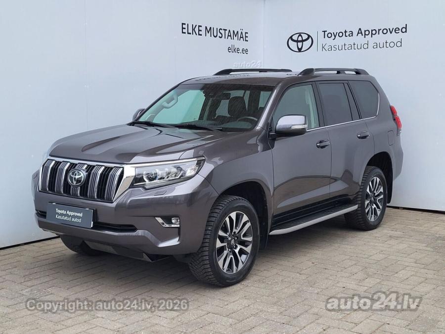 Pelēks Toyota Land Cruiser 2023 Tallina, ar dzinēja tilpumu 2.76 L un nobraukumu 94 tūkst. km par 57995 €, foto 1 vietnē AUTOMOTO.COM.LV