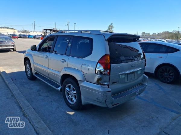 Grey Toyota Land Cruiser Prado 2004 in Vilnius, with an engine capacity of 4.70 L and mileage of 225 thousand km for 11500 €, photo 3 on AUTOMOTO.COM.LV