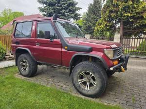 Red Toyota Land Cruiser 1994 in Vilnius, with an engine capacity of 3.00 L and mileage of 295 thousand km for 11800 €, photo  on AUTOMOTO.COM.LV