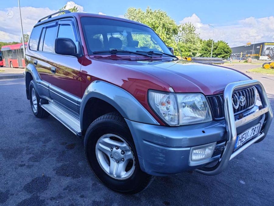Sarkans Toyota Land Cruiser 2002 Viļņa, ar dzinēja tilpumu 3.00 L un nobraukumu 400 tūkst. km par 7500 €, foto 3 vietnē AUTOMOTO.COM.LV