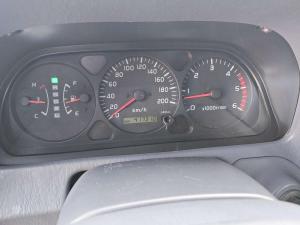 Sarkans Toyota Land Cruiser 2002 Viļņa, ar dzinēja tilpumu 3.00 L un nobraukumu 400 tūkst. km par 7500 €, foto 16 vietnē AUTOMOTO.COM.LV