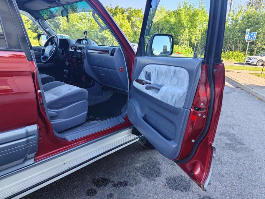Sarkans Toyota Land Cruiser 2002 Viļņa, ar dzinēja tilpumu 3.00 L un nobraukumu 400 tūkst. km par 7500 €, foto 21 vietnē AUTOMOTO.COM.LV