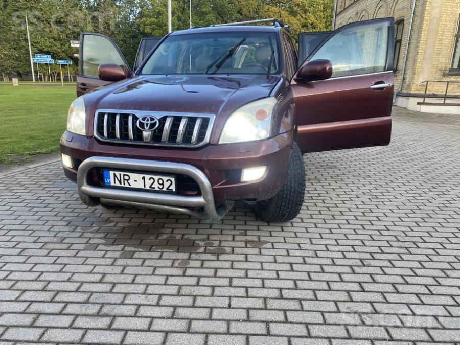 Red Toyota Land Cruiser 2004 in Dobele, with an engine capacity of 4.00 L and mileage of 339 thousand km for 6900 €, photo 14 on AUTOMOTO.COM.LV