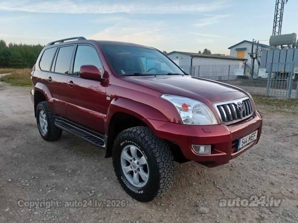 Тойота Ленд Крузер 2004 в Таллин на AUTOMOTO.COM.LV Красный Тойота Ленд Крузер 2004 в Таллин, объемом двигателя 3.00 л и пробегом 227 тыс. км за 12990 €, фото 8 на AUTOMOTO.COM.LV