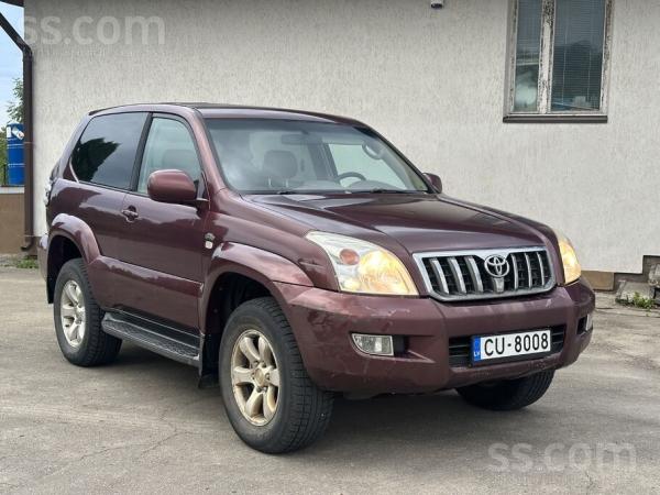 Red Toyota Land Cruiser 2007 in Jekabpils, with an engine capacity of 3.00 L and mileage of 546 thousand km for 5750 €, photo 1 on AUTOMOTO.COM.LV