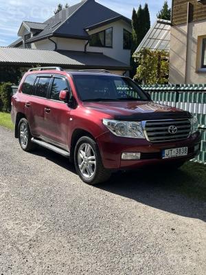 Sarkans Toyota Land Cruiser 2008 Rīga, ar dzinēja tilpumu 4.50 L un nobraukumu 399 tūkst. km par 24300 €, foto 3 vietnē AUTOMOTO.COM.LV