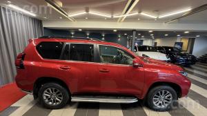 Sarkans Toyota Land Cruiser 2019 Rīga, ar dzinēja tilpumu 2.80 L un nobraukumu 116 tūkst. km par 43500 €, foto 5 vietnē AUTOMOTO.COM.LV