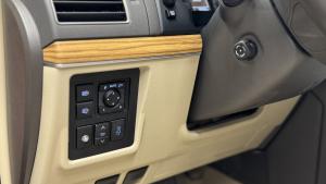 Sarkans Toyota Land Cruiser 2019 Rīga, ar dzinēja tilpumu 2.80 L un nobraukumu 116 tūkst. km par 41990 €, foto 20 vietnē AUTOMOTO.COM.LV