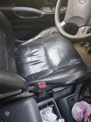 Toyota Land Cruiser 2001 Zarasai, ar dzinēja tilpumu 2.98 L un nobraukumu 413 tūkst. km par 3700 €, foto 4 vietnē AUTOMOTO.COM.LV