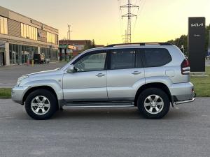 Toyota Land Cruiser 2006 Narva, ar dzinēja tilpumu 3.00 L un nobraukumu 223 tūkst. km par 5499 €, foto 5 vietnē AUTOMOTO.COM.LV