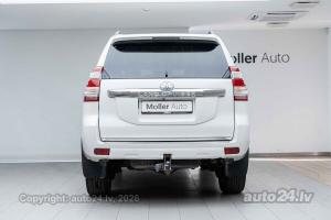 Toyota Land Cruiser 2016 in Tallinn, with an engine capacity of 2.80 L and mileage of 286 thousand km for 29000 €, photo 5 on AUTOMOTO.COM.LV