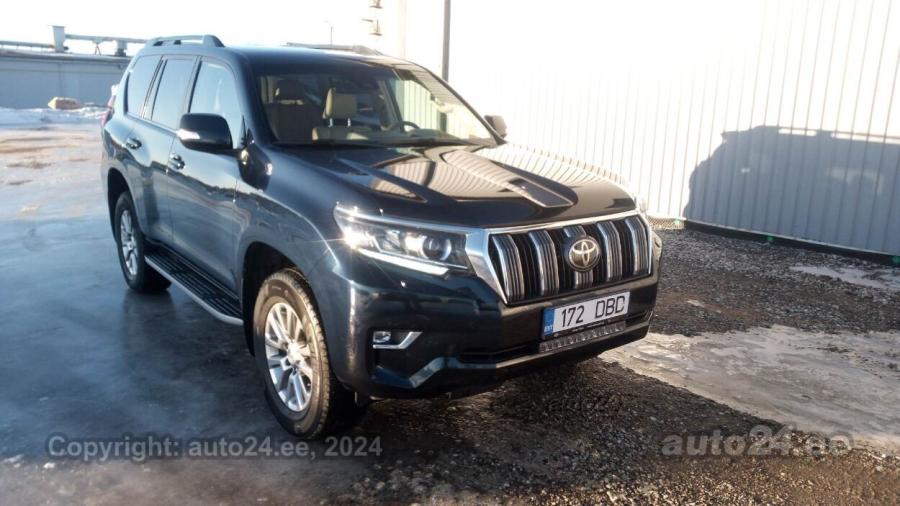 Toyota Land Cruiser 2018 Rakvere, ar dzinēja tilpumu 2.80 L un nobraukumu 140 tūkst. km par 43000 €, foto 2 vietnē AUTOMOTO.COM.LV