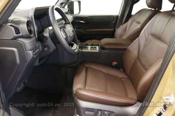 Toyota Land Cruiser 2025 Tallina, ar dzinēja tilpumu 2.76 L un nobraukumu 18 tūkst. km par 84320 €, foto 11 vietnē AUTOMOTO.COM.LV