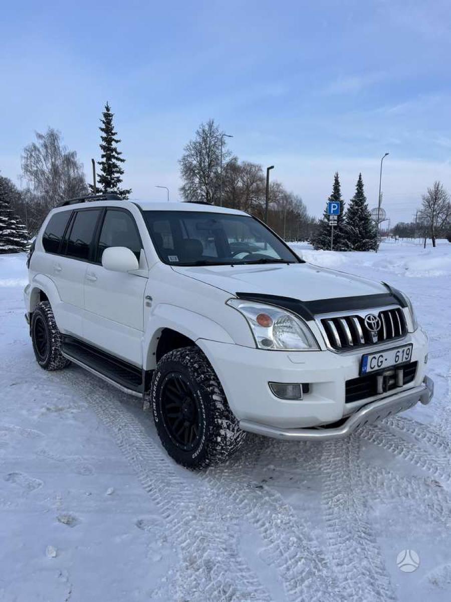 Balts Toyota Land Cruiser 2007 Kupiškis, ar dzinēja tilpumu 3.00 L un nobraukumu 280 tūkst. km par 12000 €, foto 3 vietnē AUTOMOTO.COM.LV