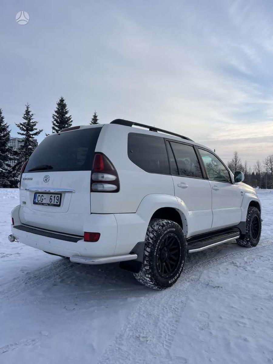 Balts Toyota Land Cruiser 2007 Kupiškis, ar dzinēja tilpumu 3.00 L un nobraukumu 280 tūkst. km par 12000 €, foto 6 vietnē AUTOMOTO.COM.LV
