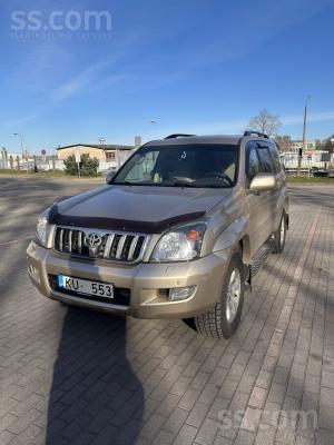 Balts Toyota Land Cruiser 2008 Rīga, ar dzinēja tilpumu 3.00 L un nobraukumu 323 tūkst. km par 10000 €, foto 3 vietnē AUTOMOTO.COM.LV