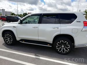 Balts Toyota Land Cruiser 2010 Dobele, ar dzinēja tilpumu 3.00 L un nobraukumu 288 tūkst. km par 20000 €, foto 7 vietnē AUTOMOTO.COM.LV