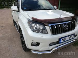 Balts Toyota Land Cruiser 2010 Dobele, ar dzinēja tilpumu 3.00 L un nobraukumu 288 tūkst. km par 20000 €, foto 10 vietnē AUTOMOTO.COM.LV