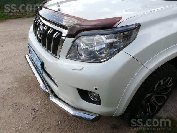 Toyota Land Cruiser 2010 in Dobele on AUTOMOTO.COM.LV White Toyota Land Cruiser 2010 in Dobele, with an engine capacity of 3.00 L and mileage of 288 thousand km for 20000 €, photo 11 on AUTOMOTO.COM.LV