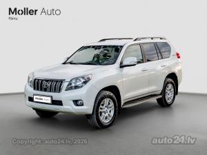 Balts Toyota Land Cruiser 2012 Pērnava, ar dzinēja tilpumu 3.00 L un nobraukumu 158 tūkst. km par 29900 €, foto  vietnē AUTOMOTO.COM.LV