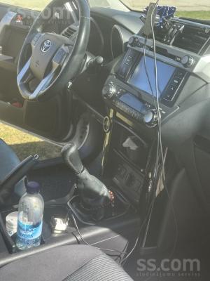 Balts Toyota Land Cruiser 2015 Liepāja, ar dzinēja tilpumu 3.00 L un nobraukumu 157 tūkst. km par 29000 €, foto 5 vietnē AUTOMOTO.COM.LV