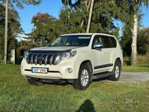 White Toyota Land Cruiser 2016 in Tallinn, with an engine capacity of 2.80 L and mileage of 160 thousand km for 31000 €, photo  on AUTOMOTO.COM.LV