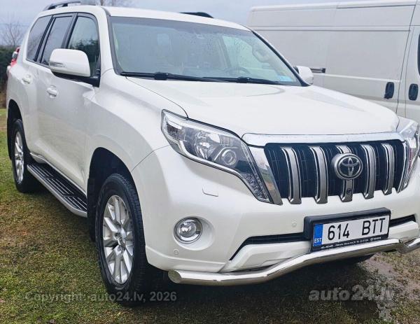Balts Toyota Land Cruiser 2017 Pelva, ar dzinēja tilpumu 2.80 L un nobraukumu 61 tūkst. km par 45000 €, foto 1 vietnē AUTOMOTO.COM.LV