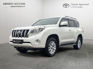 White Toyota Land Cruiser 2017 in Riga, with an engine capacity of 2.80 L and mileage of 106 thousand km for 34900 €, photo  on AUTOMOTO.COM.LV