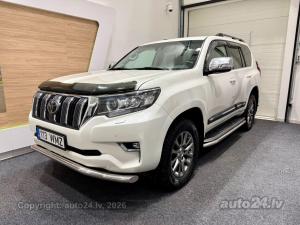 Balts Toyota Land Cruiser 2018 Rakvere, ar dzinēja tilpumu 2.80 L un nobraukumu 180 tūkst. km par 39700 €, foto  vietnē AUTOMOTO.COM.LV